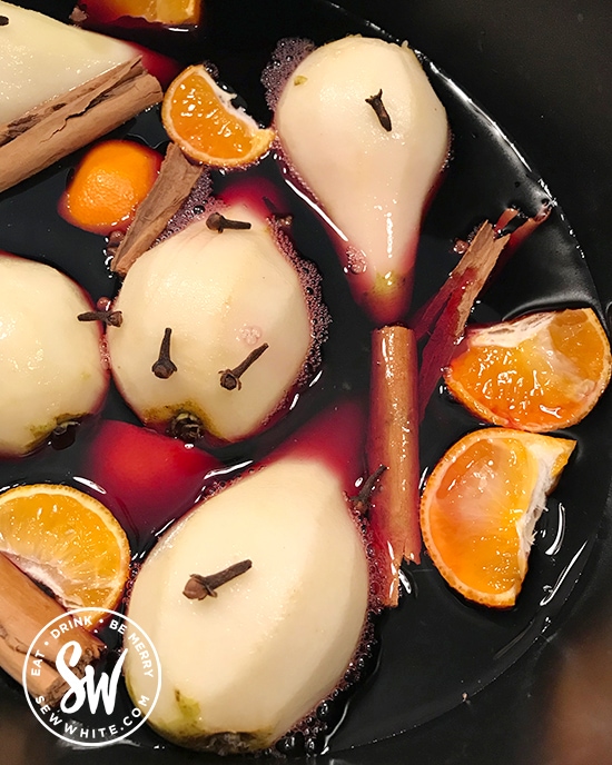 Mulled Wine Pears - slow cooker dessert perfect for Christmas