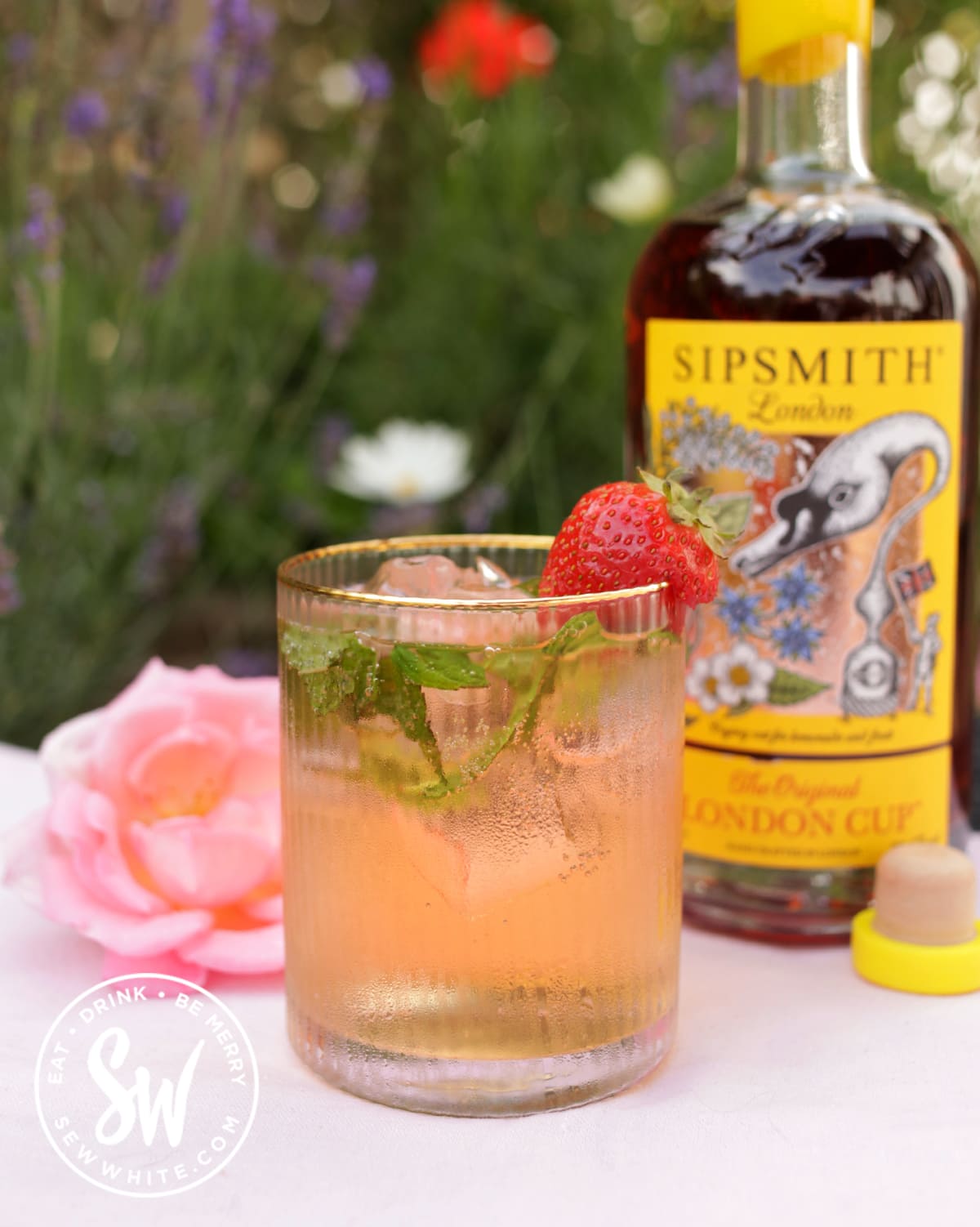 Sipsmith London Cup Cocktail - easy gin ginger cocktail - Sew White