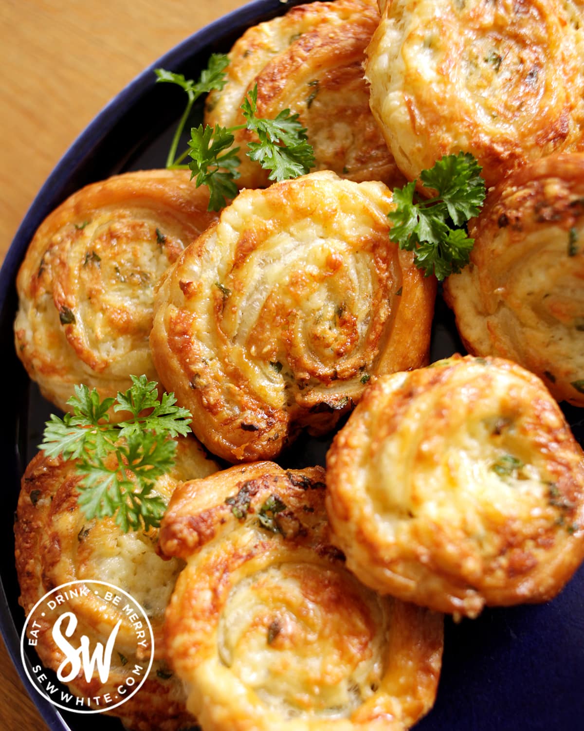 Cheesy Garlic Pinwheels - Sew White